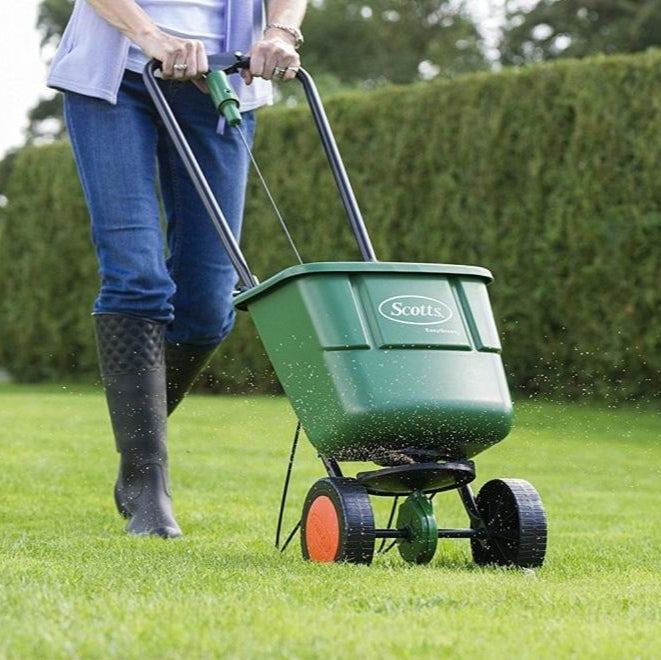 Rozsiewacz Easy Green Scotts – TRAWNIKI24.com